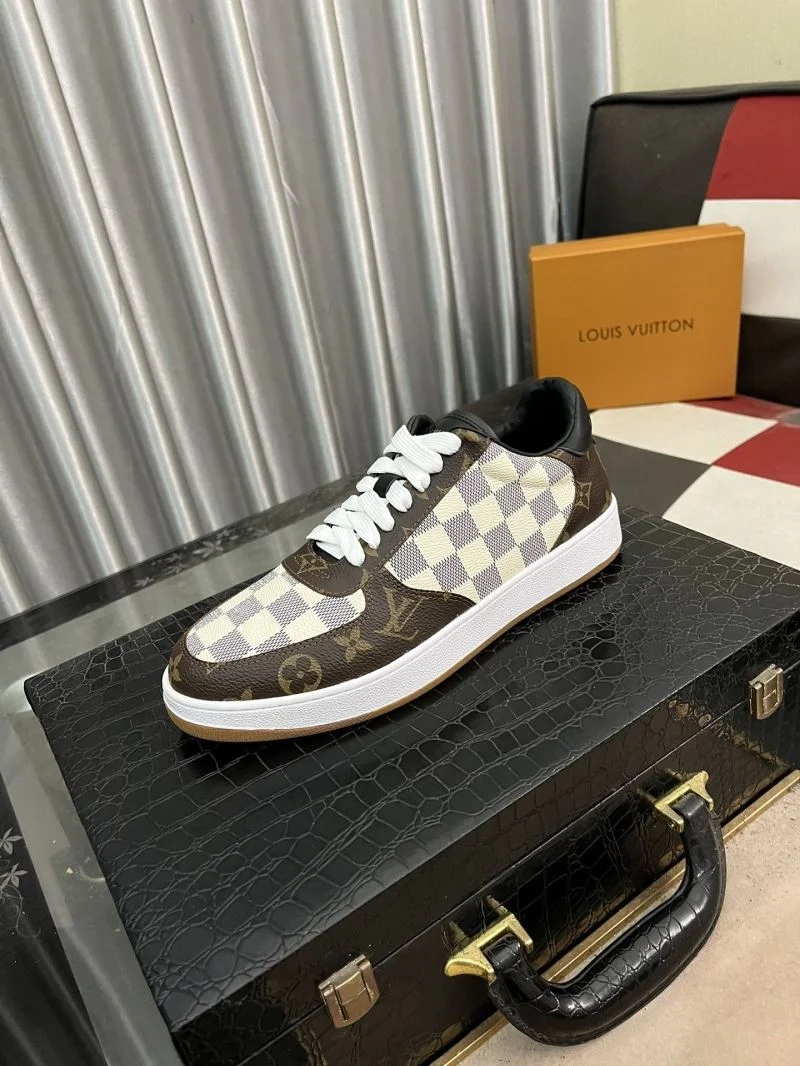 Louis Vuitton Low Shoes