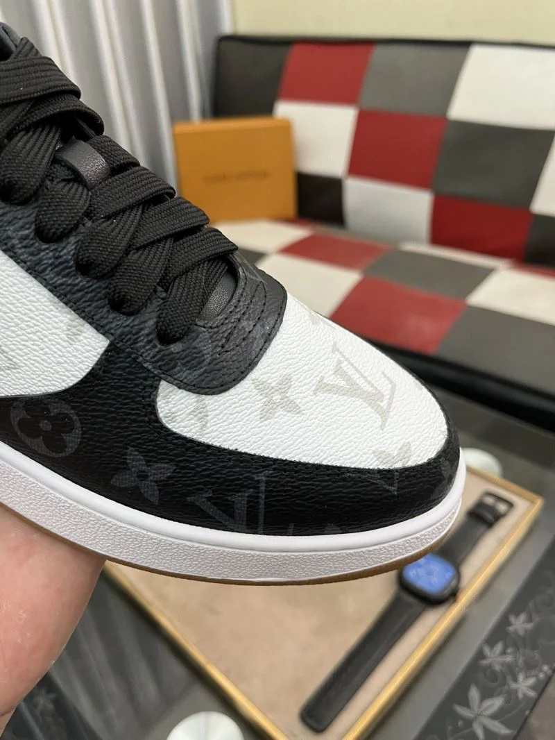 Bargain Louis Vuitton Low Shoes