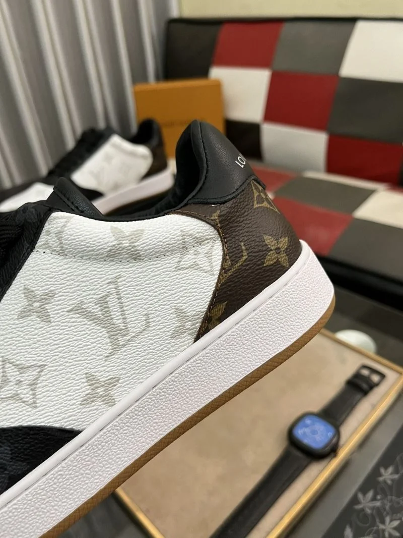 Bargain Louis Vuitton Low Shoes