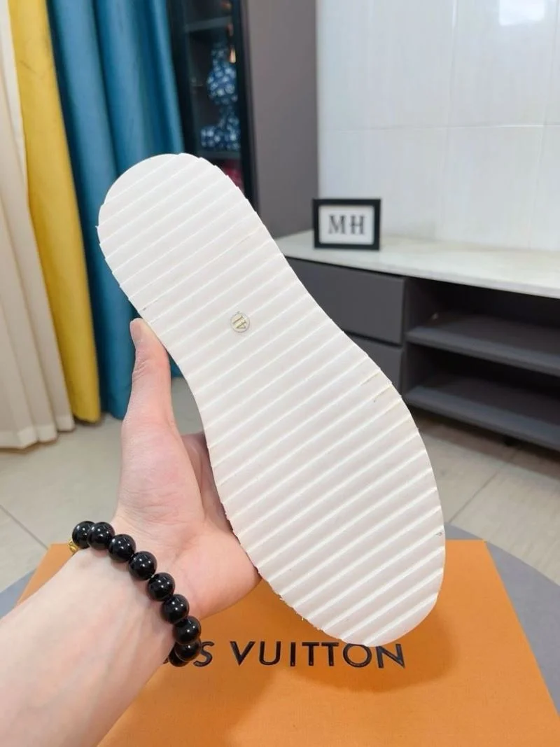 Discounted Louis Vuitton Low Shoes