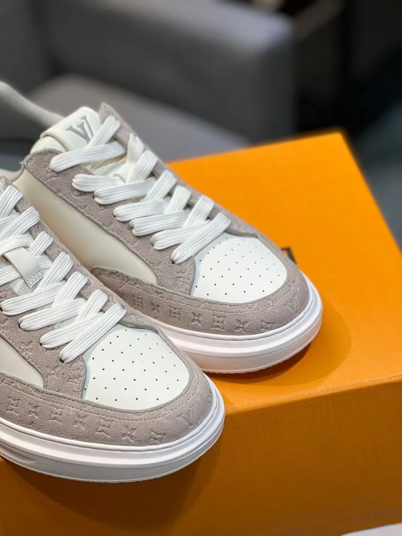 Brand-authenticated Louis Vuitton Low Shoes