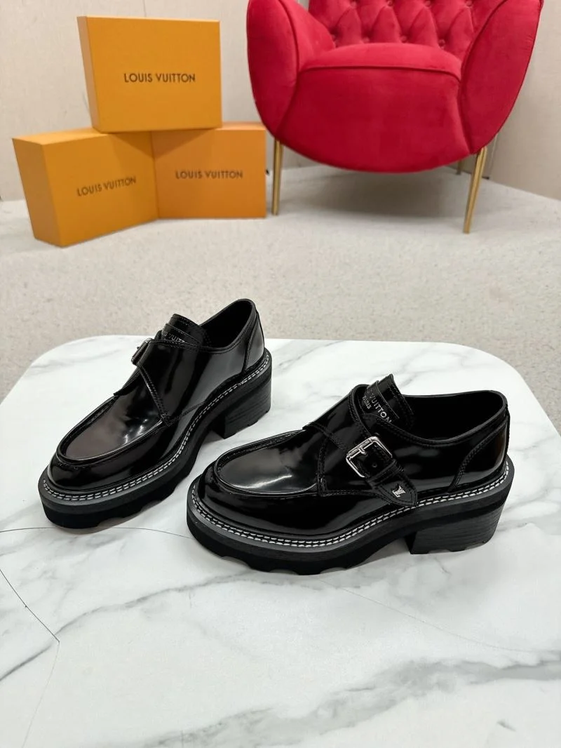 Original Louis Vuitton Low Shoes