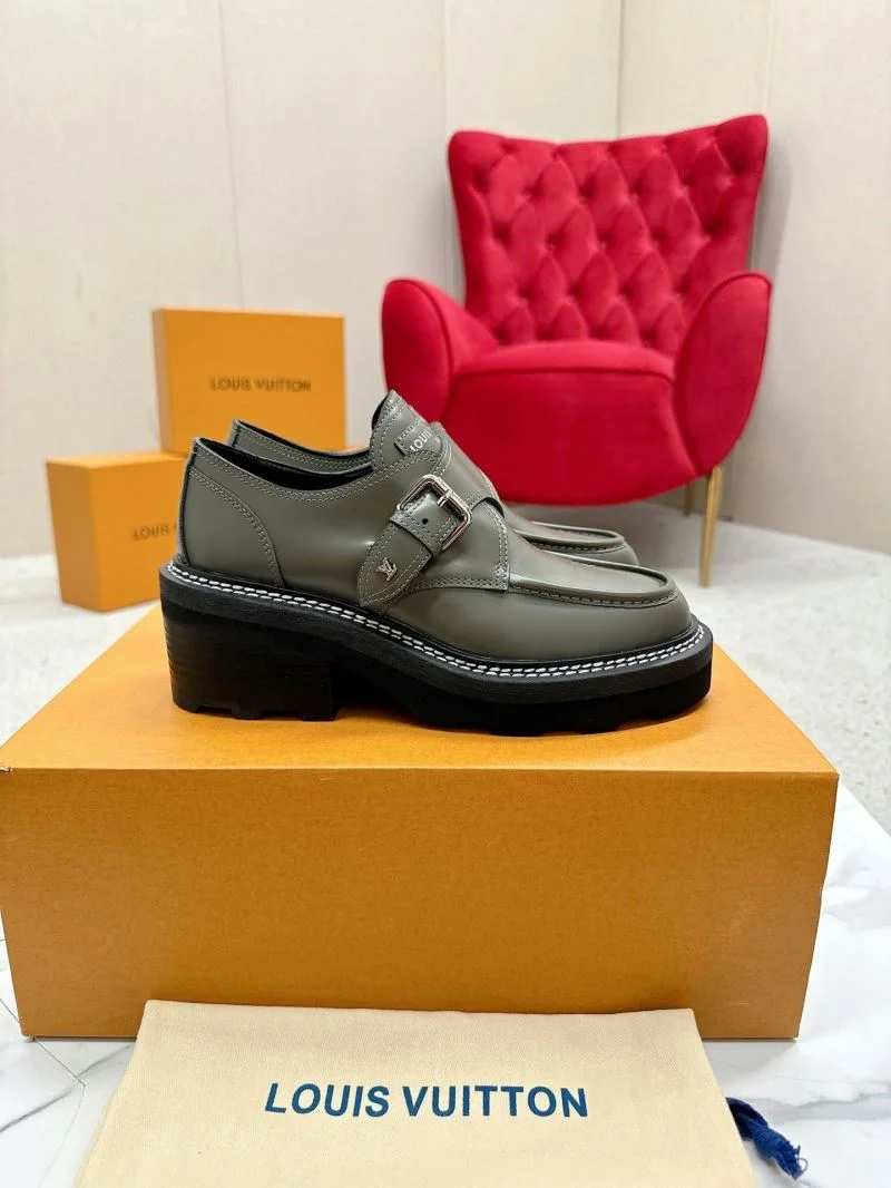 Factory-made Louis Vuitton Low Shoes