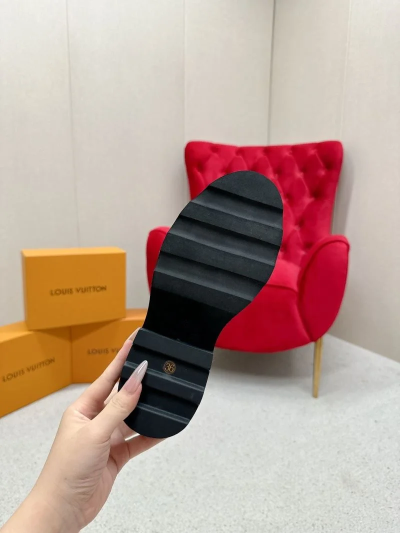 Factory-made Louis Vuitton Low Shoes