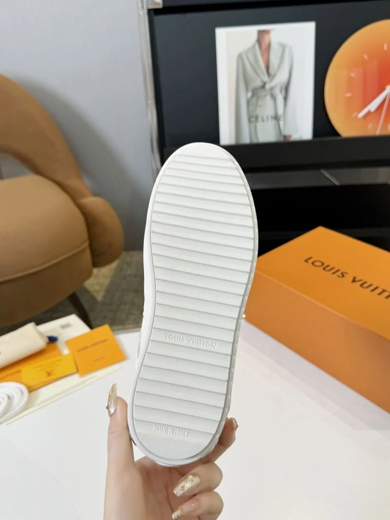Mirror quality Louis Vuitton Low Shoes