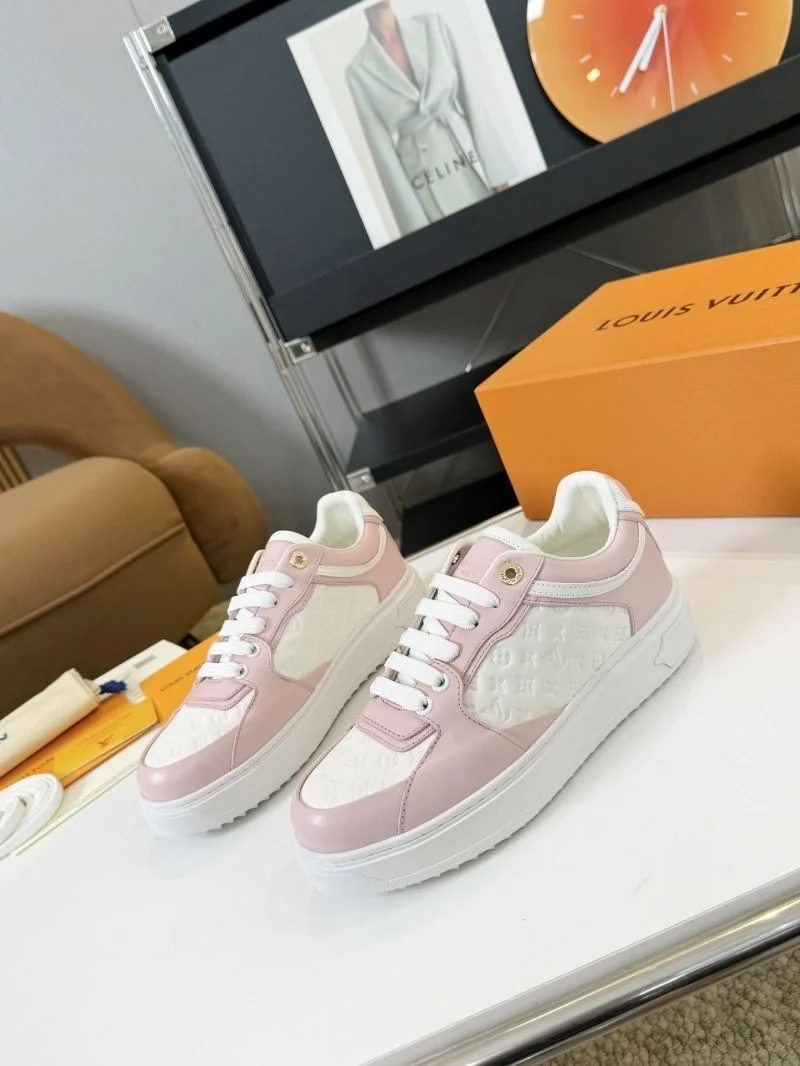 Precise copy Louis Vuitton Low Shoes