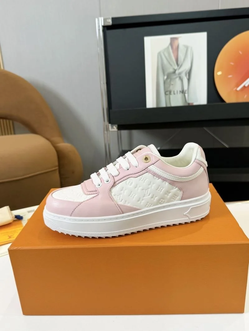 Precise copy Louis Vuitton Low Shoes