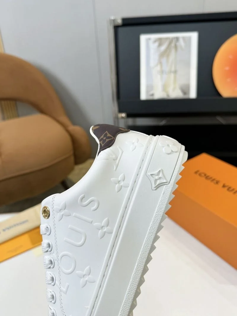 Brand-authenticated Louis Vuitton Low Shoes