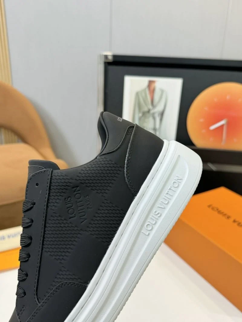 Bargain Louis Vuitton Low Shoes