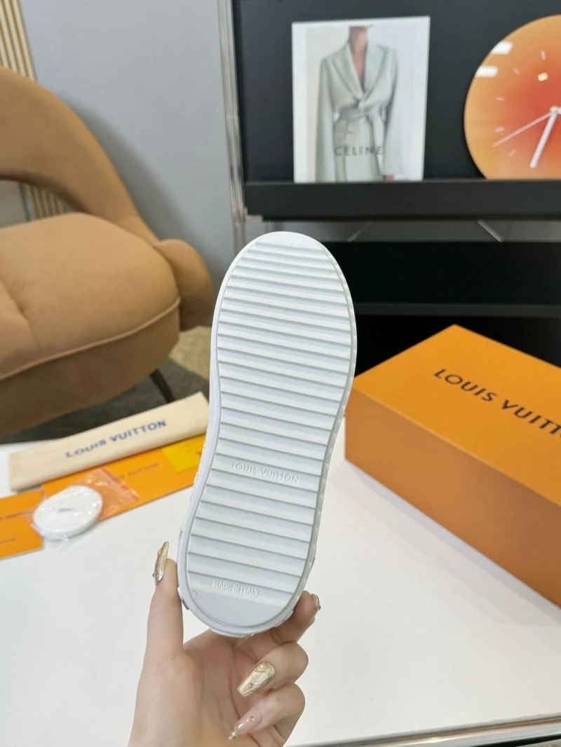 Reasonably priced Louis Vuitton Low Shoes