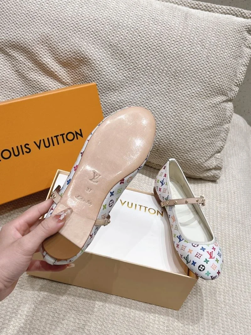 Top match Louis Vuitton Low Shoes