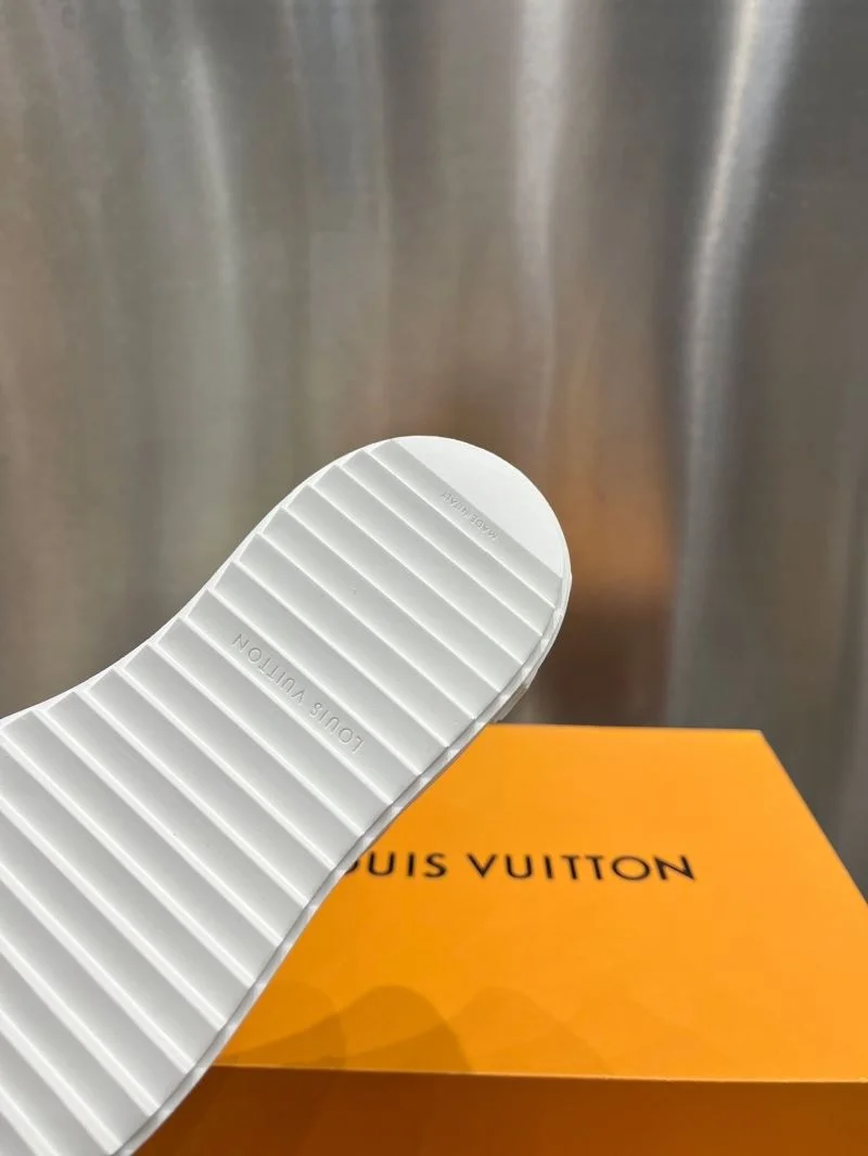 Louis Vuitton Low Shoes
