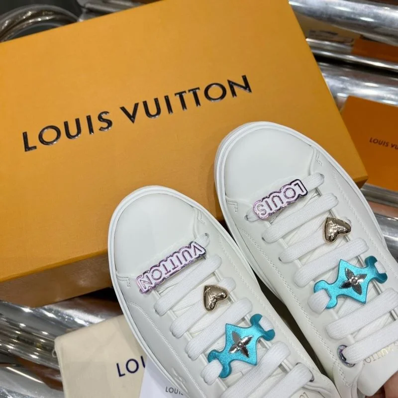 High accuracy Louis Vuitton Low Shoes