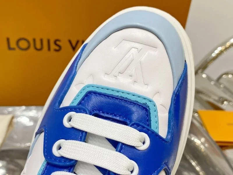 Perfect replica Louis Vuitton Low Shoes