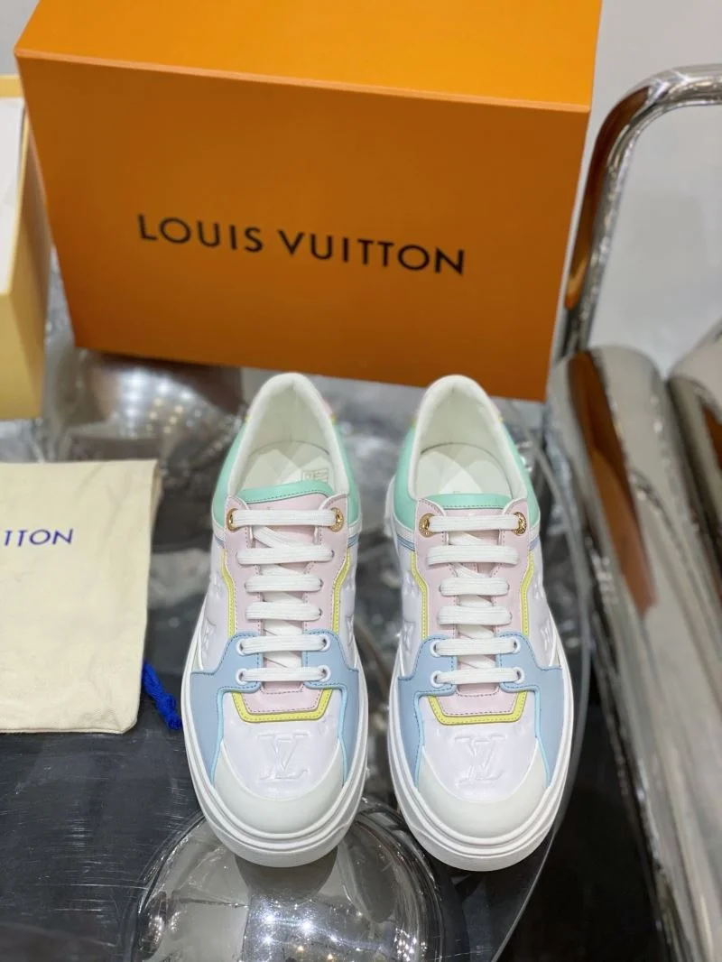 Top mirror Louis Vuitton Low Shoes