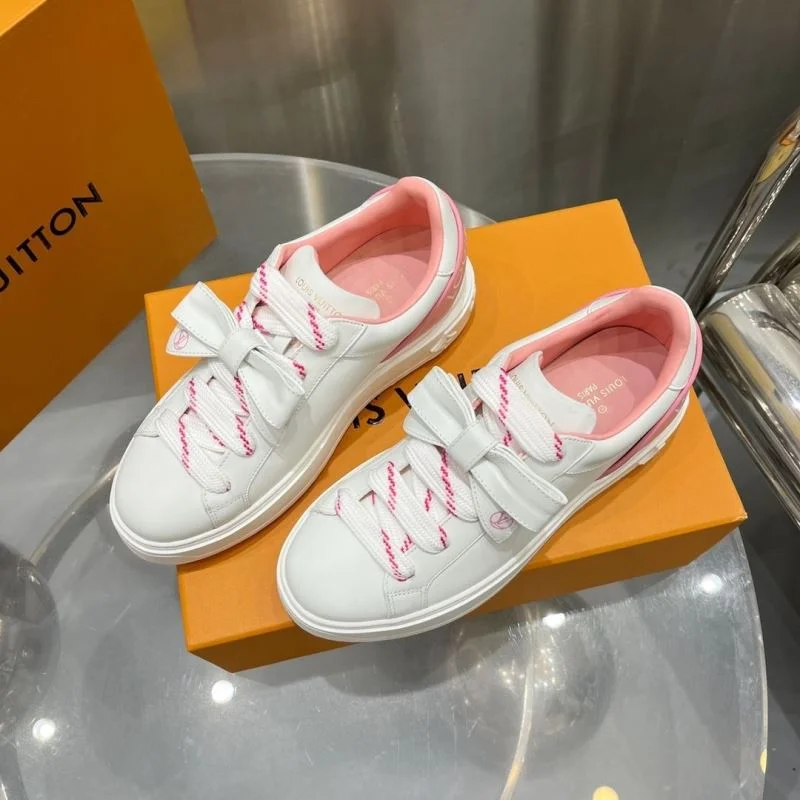 Top mirror Louis Vuitton Low Shoes