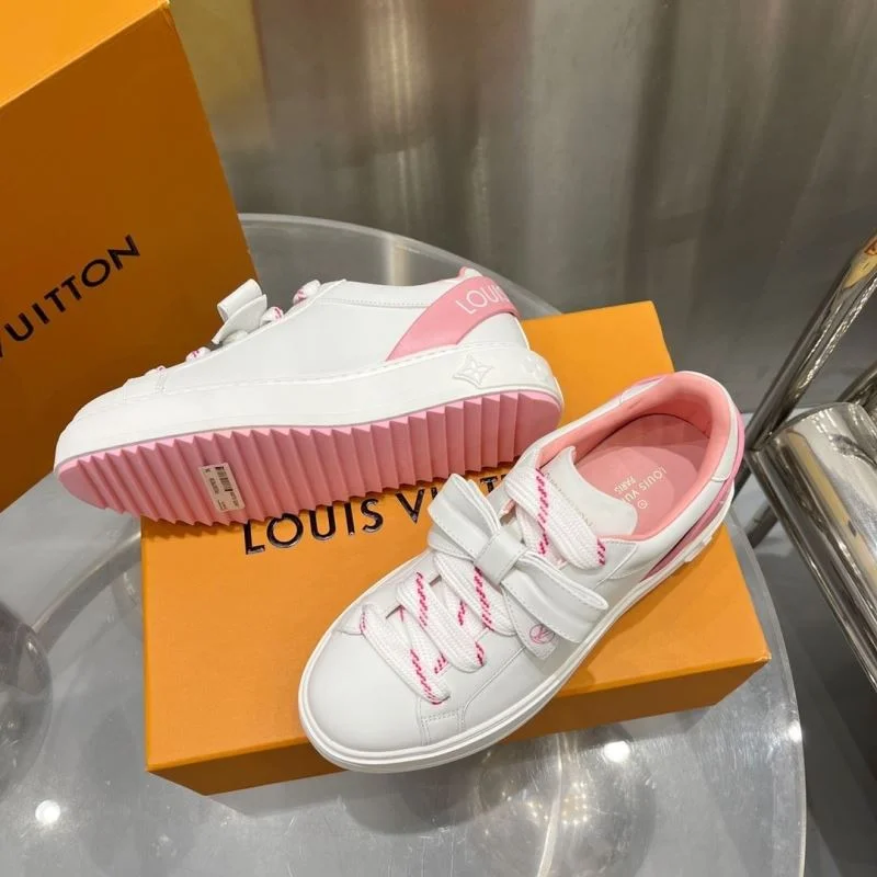 Top mirror Louis Vuitton Low Shoes