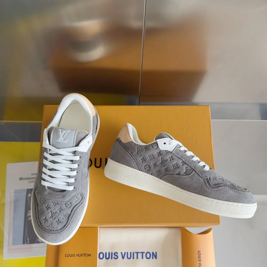 Louis Vuitton Low Shoes