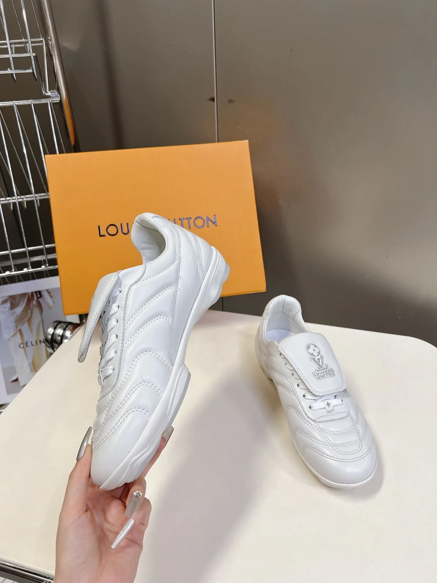 Original Louis Vuitton Low Shoes
