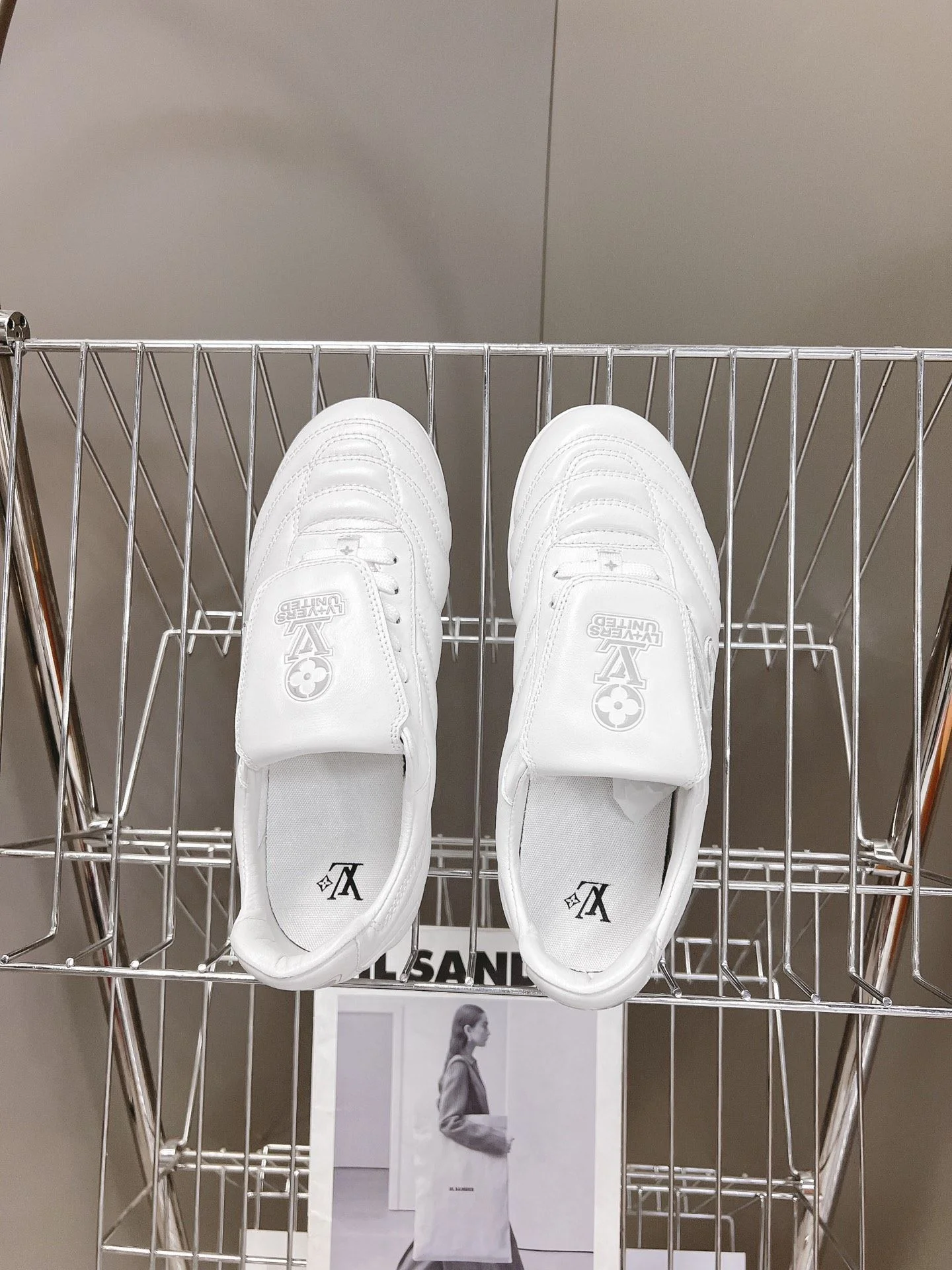 Original Louis Vuitton Low Shoes