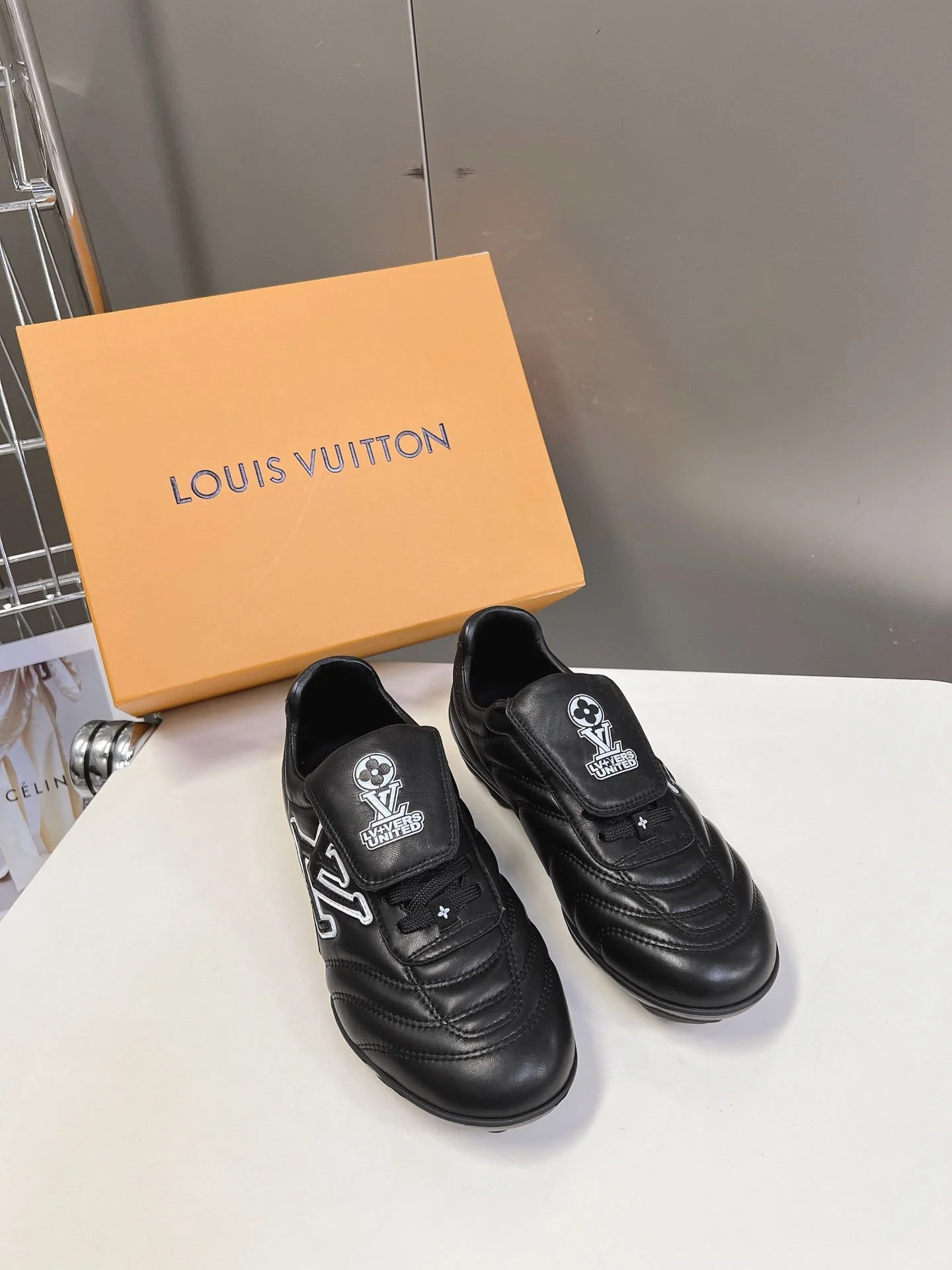 Louis Vuitton Low Shoes