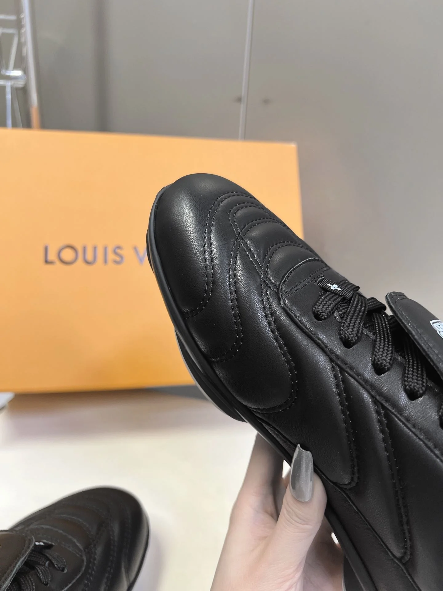 Cut-rate Louis Vuitton Low Shoes