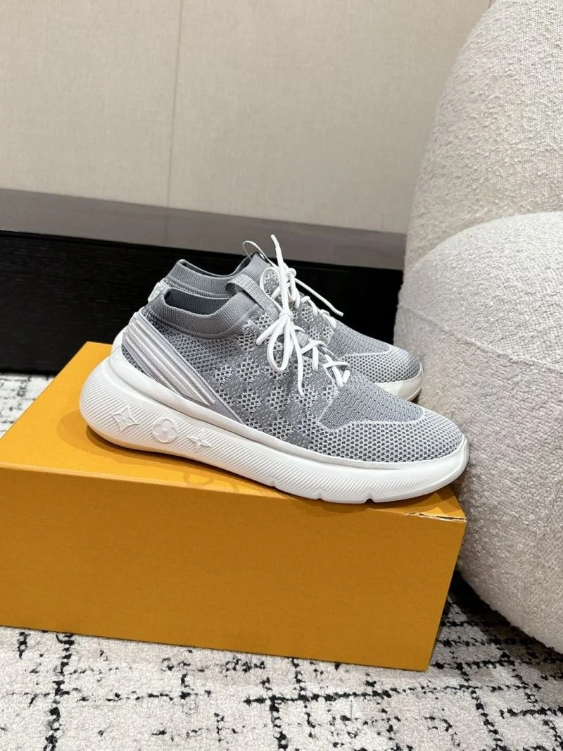 High accuracy Louis Vuitton Low Shoes