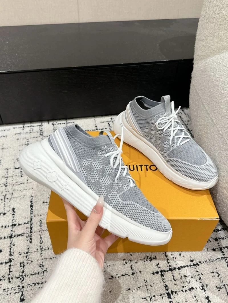 High accuracy Louis Vuitton Low Shoes