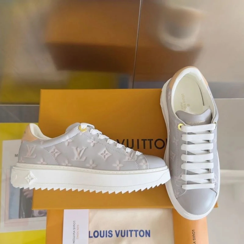 Inexpensive Louis Vuitton Low Shoes