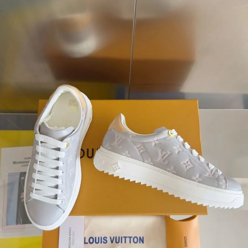 Inexpensive Louis Vuitton Low Shoes