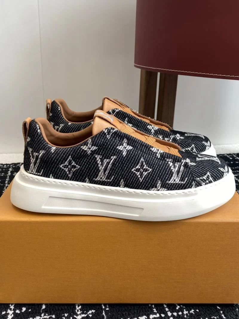 Bargain Louis Vuitton Low Shoes