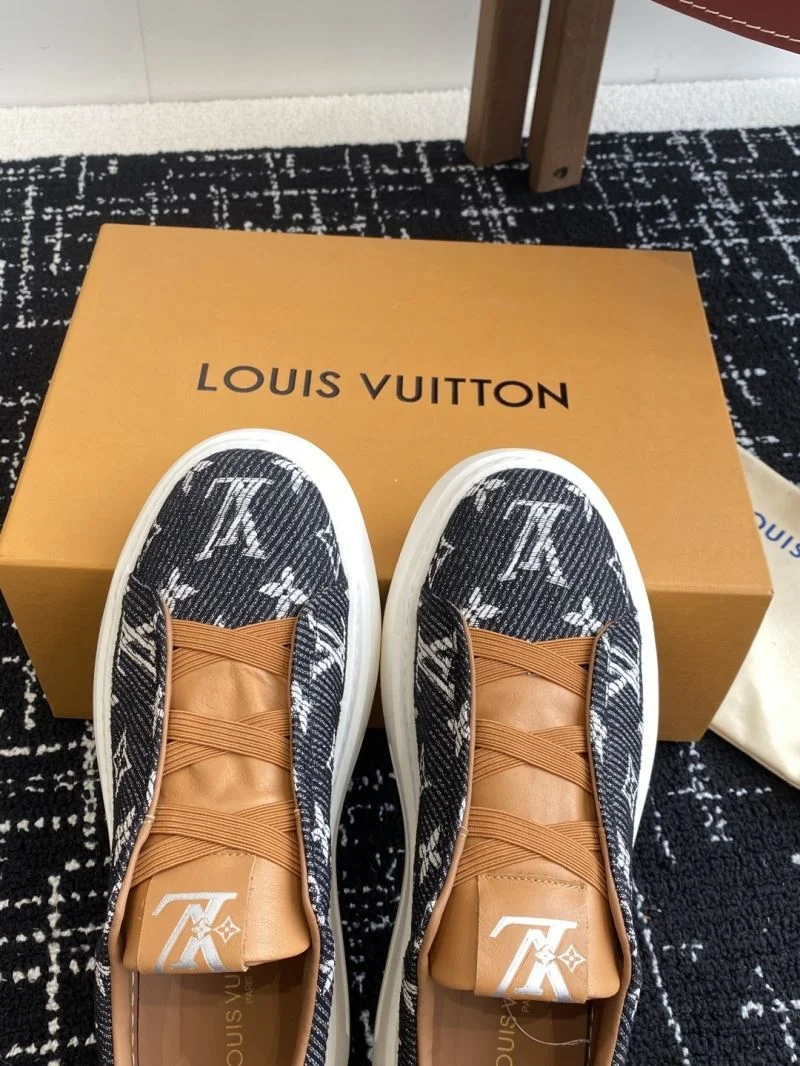 Bargain Louis Vuitton Low Shoes