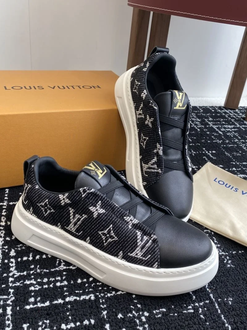 Perfect replica Louis Vuitton Low Shoes
