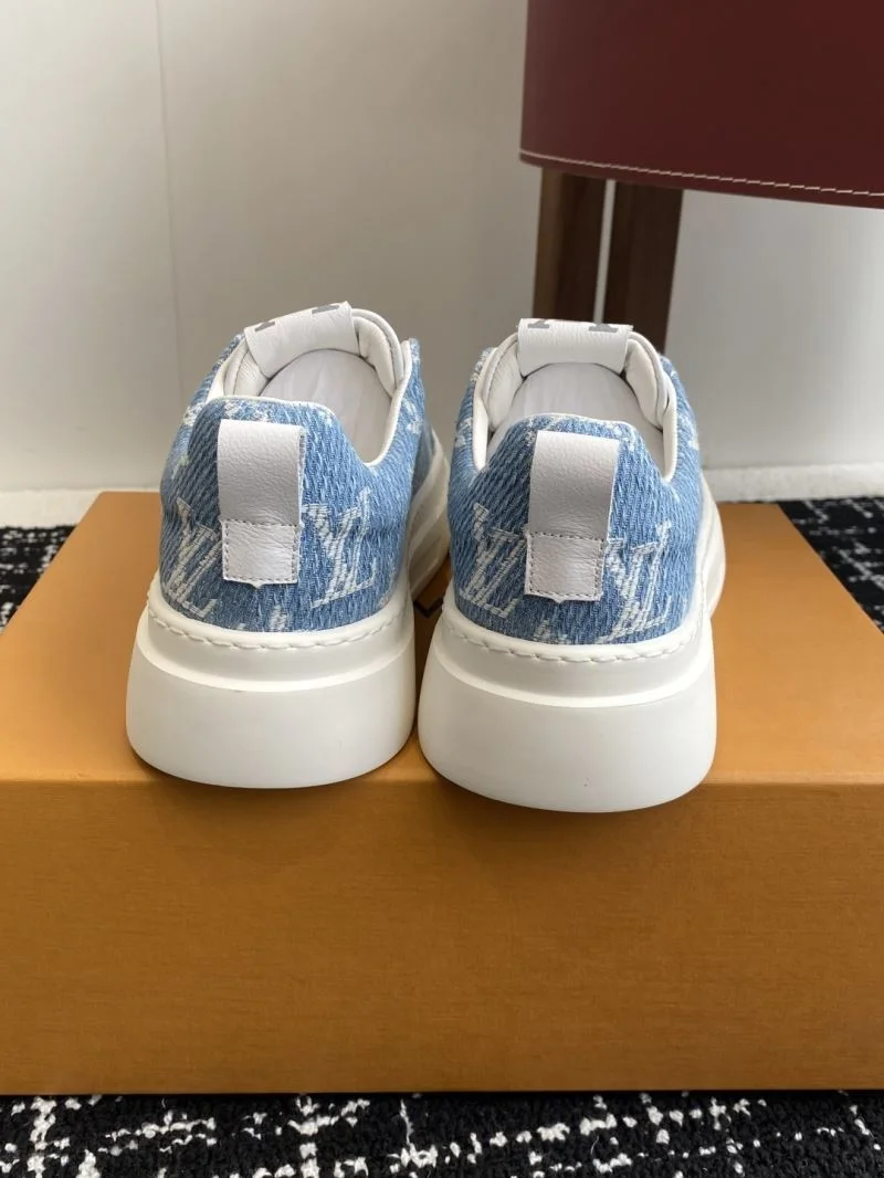 Exact replica Louis Vuitton Low Shoes