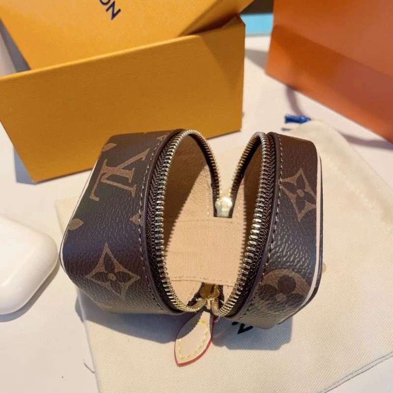 Economical Louis Vuitton Mobile Cases