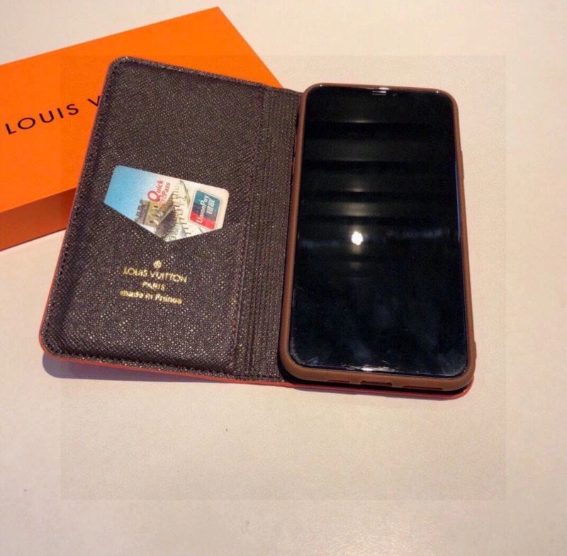 Low-cost Louis Vuitton Mobile Cases