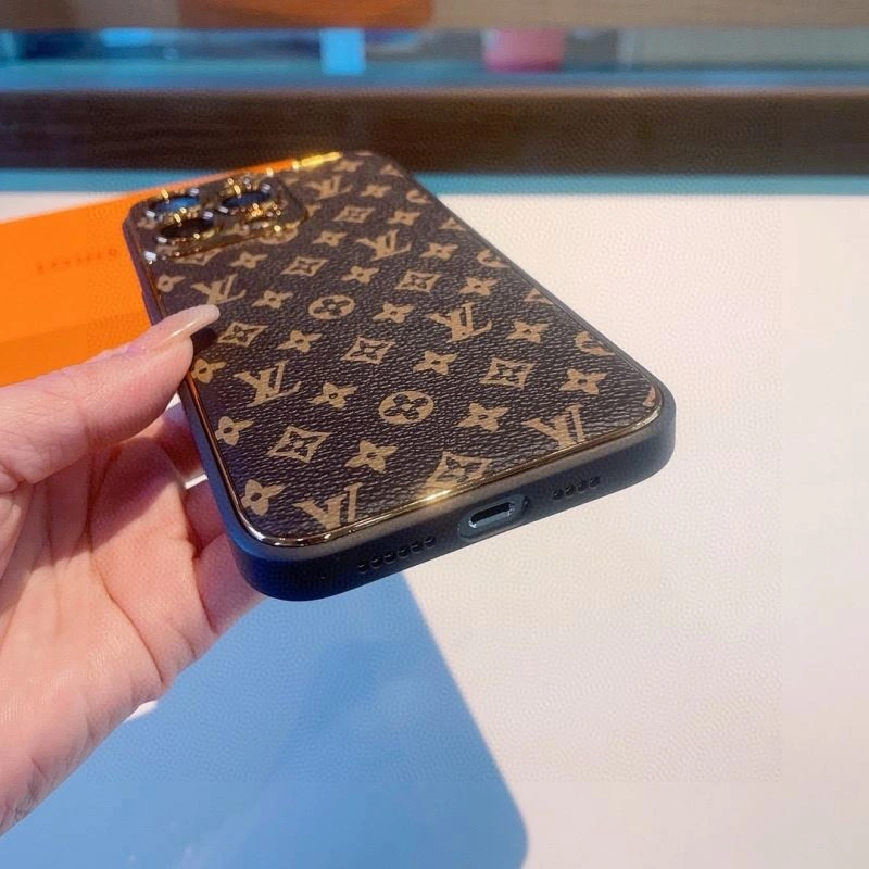 Top mirror Louis Vuitton Mobile Cases