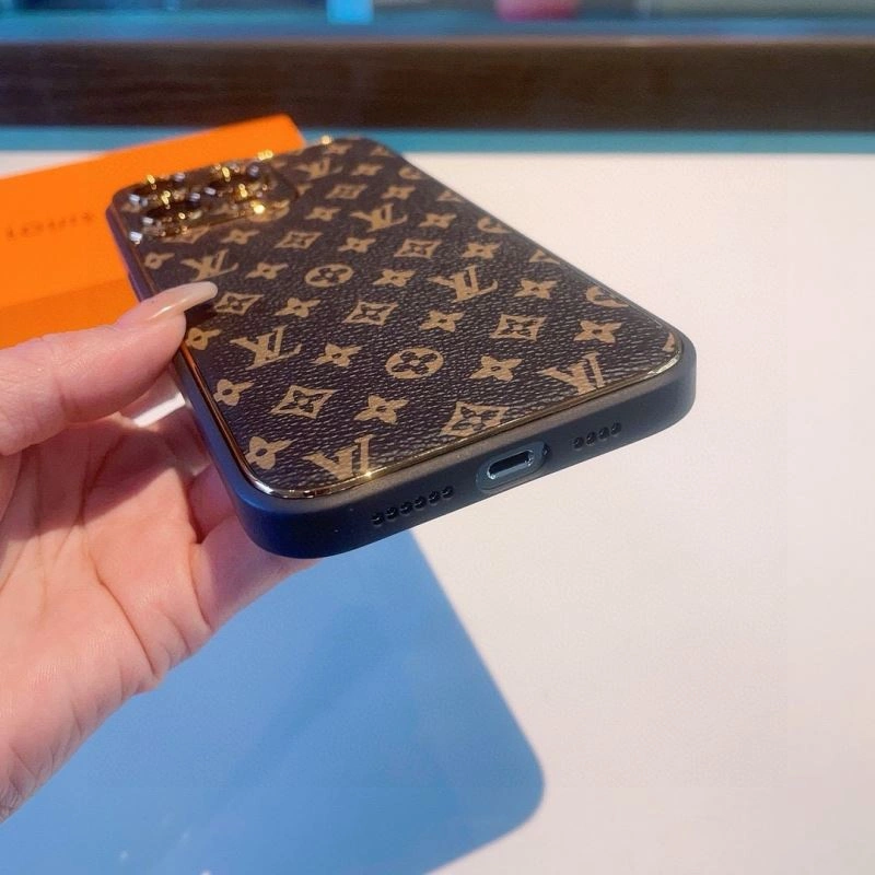 Top mirror Louis Vuitton Mobile Cases