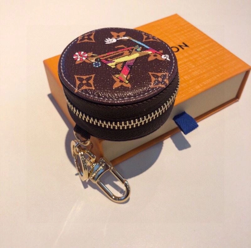 Indistinguishable Louis Vuitton Mobile Cases