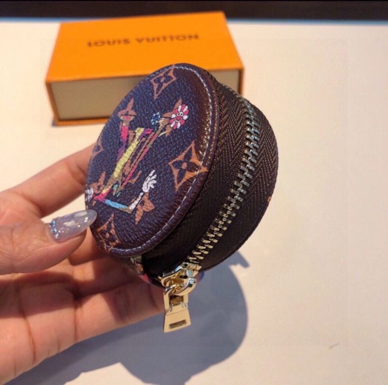 Indistinguishable Louis Vuitton Mobile Cases