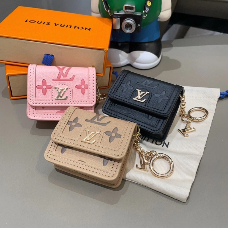 Value-priced Louis Vuitton Mobile Cases