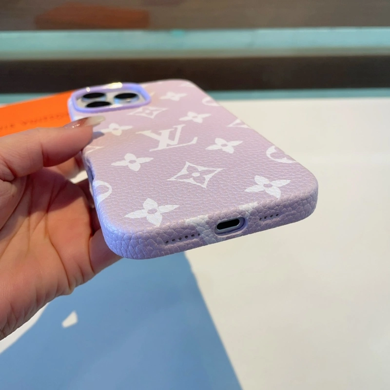 Value-priced Louis Vuitton Mobile Cases