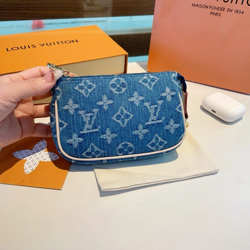 Inexpensive Louis Vuitton Mobile Cases