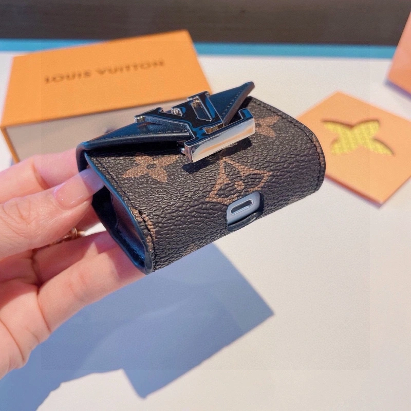 High accuracy Louis Vuitton Mobile Cases