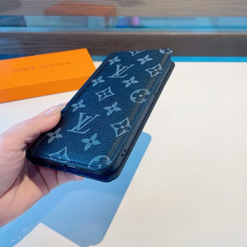 Low-cost Louis Vuitton Mobile Cases