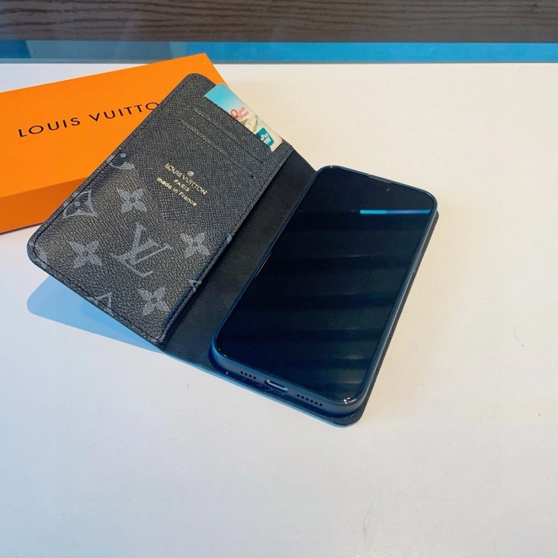 Low-cost Louis Vuitton Mobile Cases