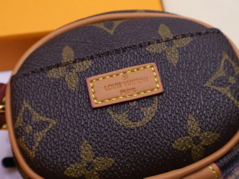 Value-priced Louis Vuitton Mobile Cases