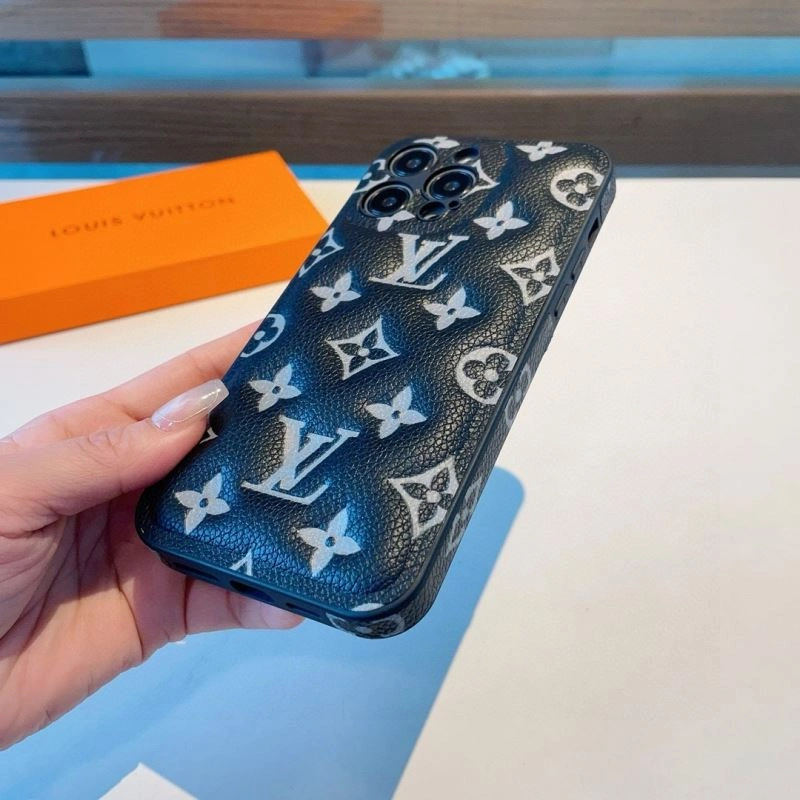 Bargain Louis Vuitton Mobile Cases
