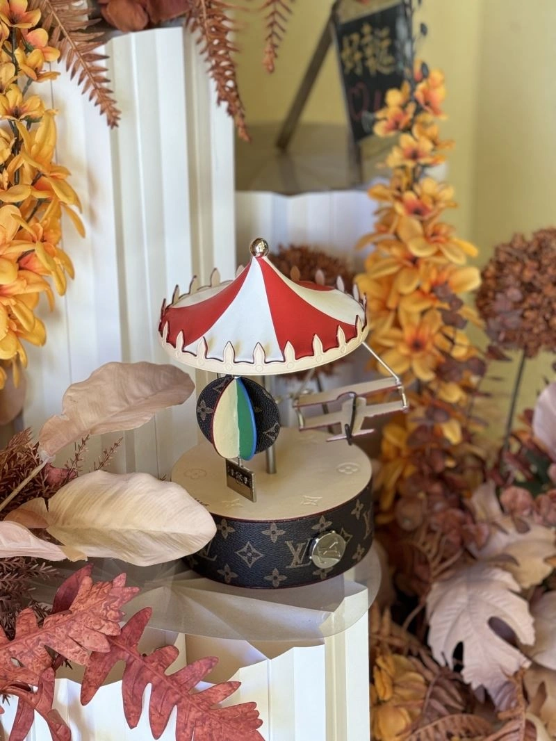 Accurate model Louis Vuitton Music Boxes