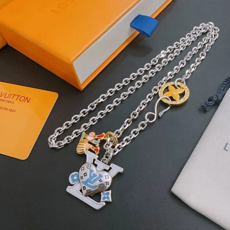Low-cost Louis Vuitton Necklaces